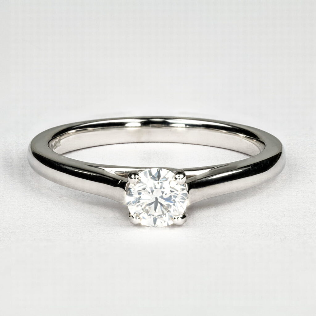 18 carat white gold solitaire diamond engagement ring – Alan Dalton